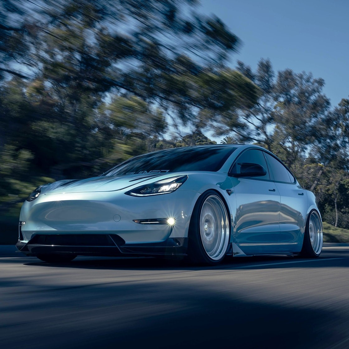 Model 3/Y Tesla – The Carbon Lab
